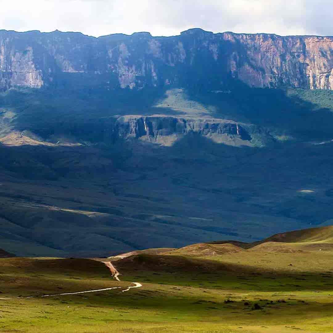 Parques Nacionales: Mapas de Senderismo - Acampando